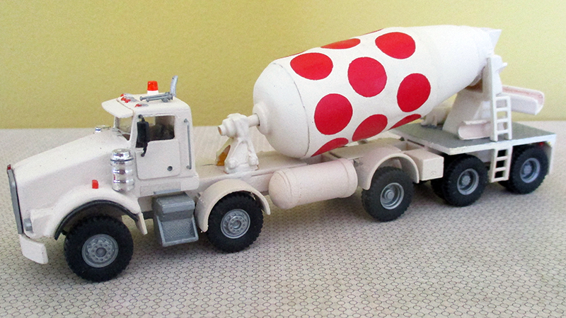 Kenworth T800 Concrete Mixer - By Jan Romijn